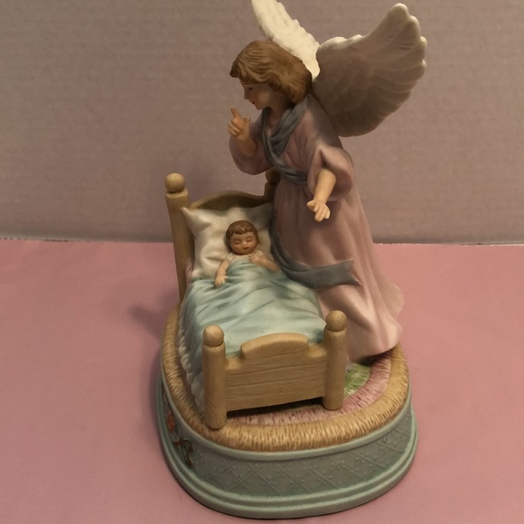 Lefton | Accents | Vintage Lefton 995 Porcelain Angel Lords Prayer ...